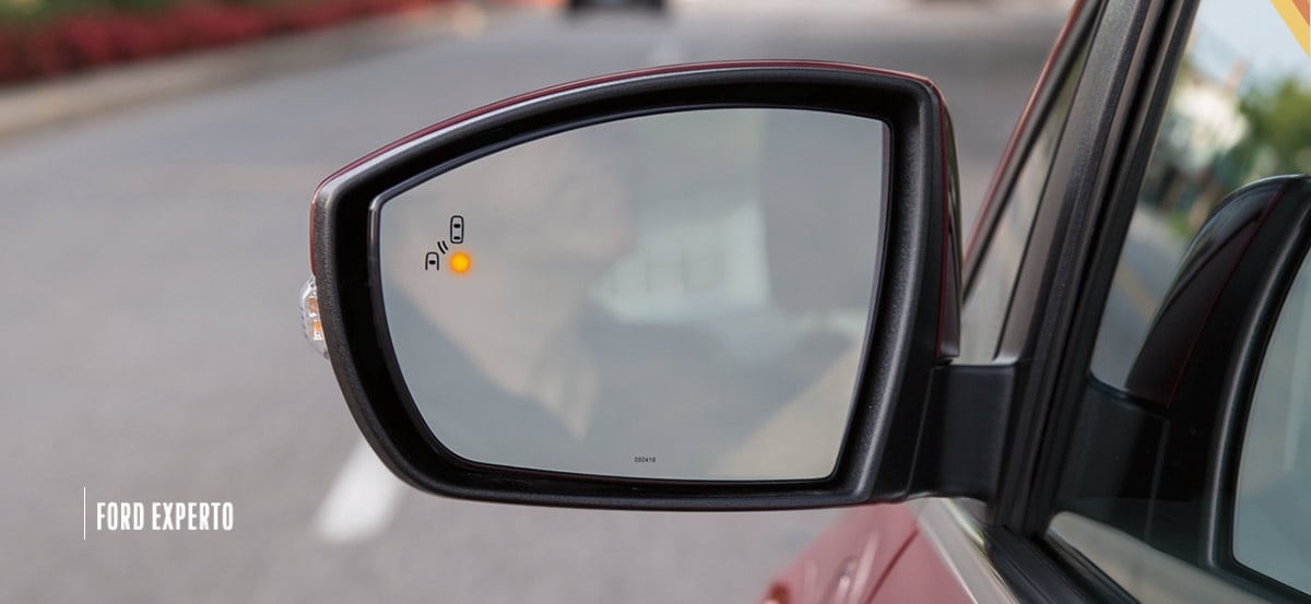 Tutorial para Ajustar los Espejos de mi Auto | Blog Ford