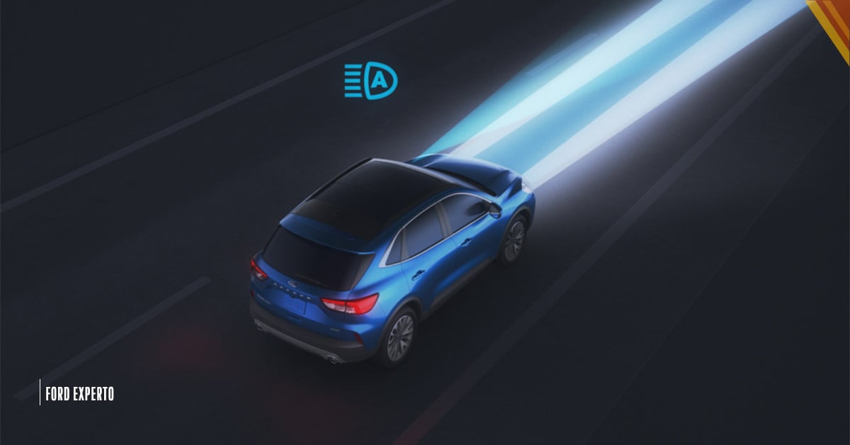 ¿Cuáles son los Tipos de Luces y Cuándo usarlas? | Ford Blog