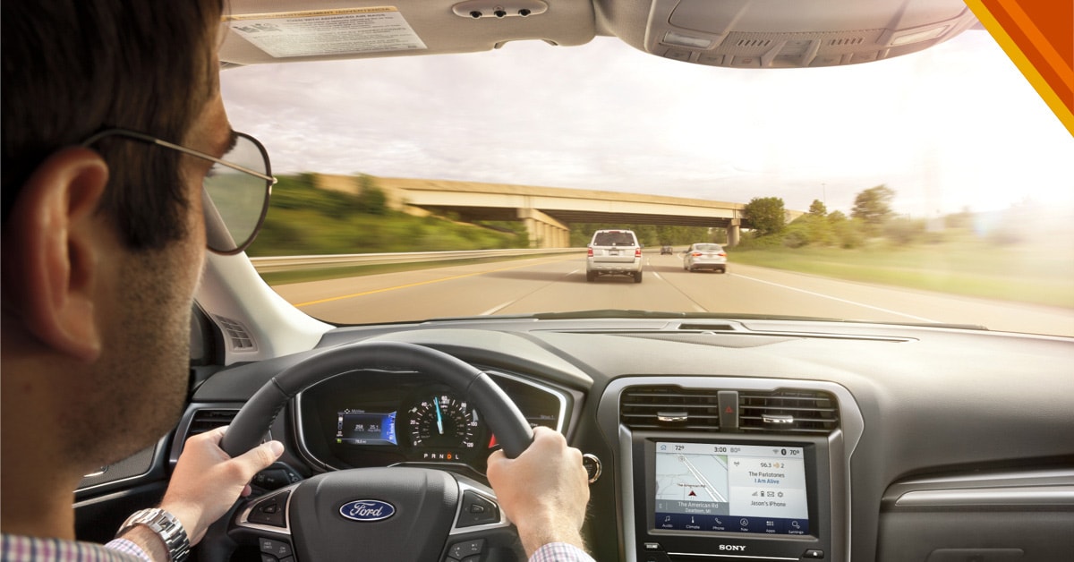 ¿Cómo Rebasar Correctamente en Carretera? | Blog Ford